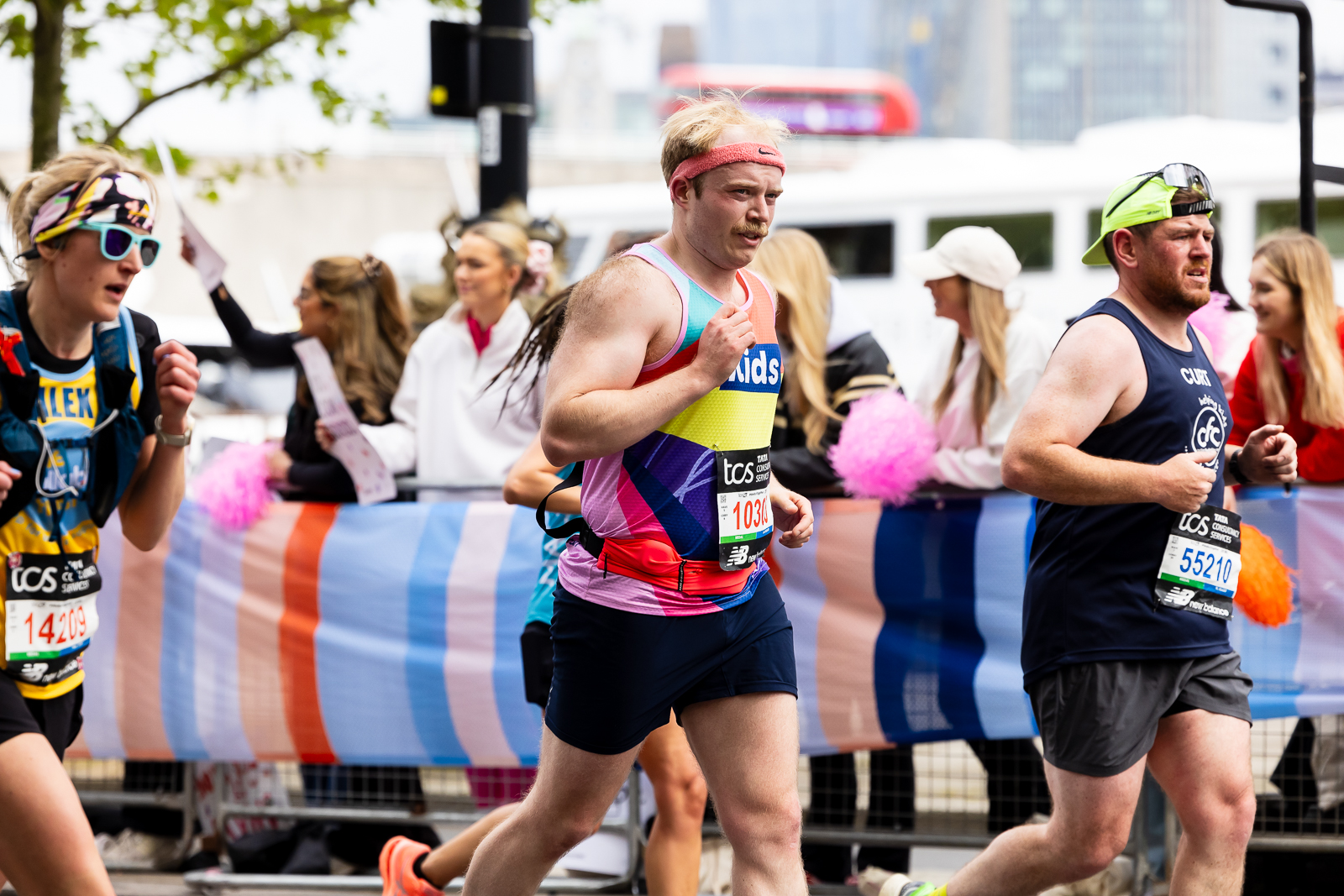 London Marathon runners raise over £77,000 for Kids - Kids
